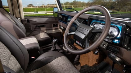 Arkonik Defender review: 430bhp V8 off-roader tested Reviews 2025 | Top ...