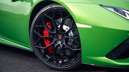 Lamborghini Huracán Rear-Wheel Drive review: skids ahoy! Reviews 2025 ...
