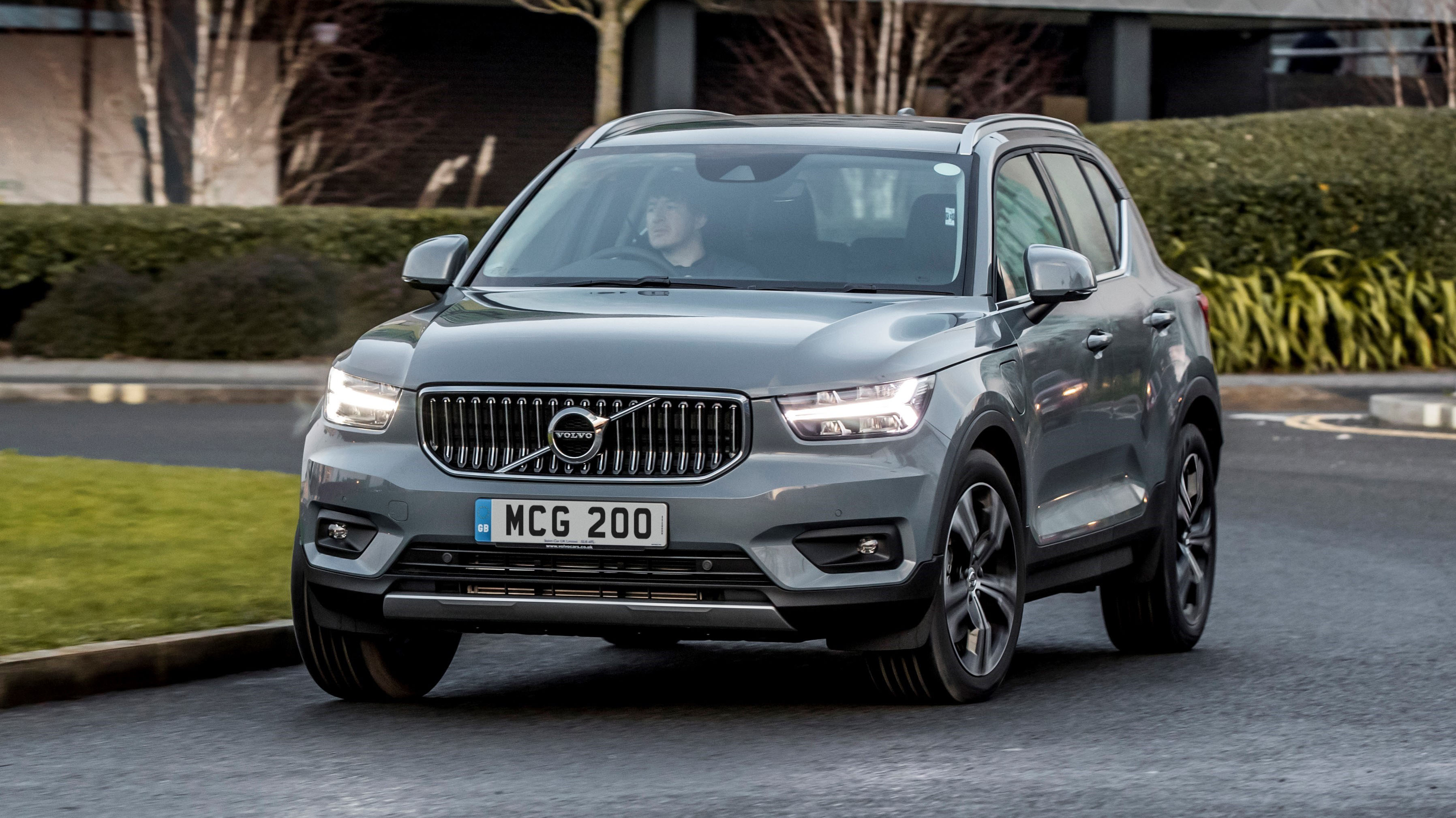Volvo xc40 1.5 t5 262 inscription recharge dct store