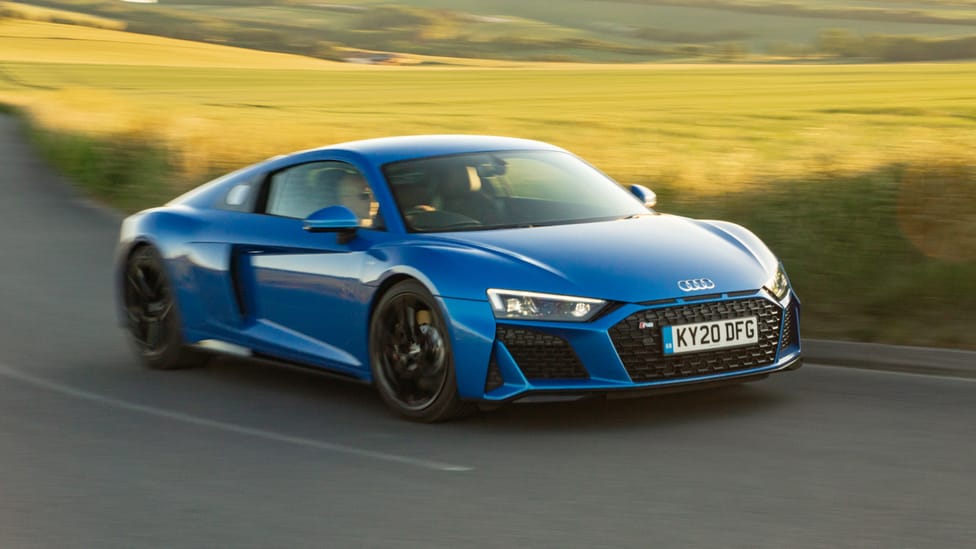 Audi R8 RWD review: entry-level, rear-drive supercar's first UK test ...