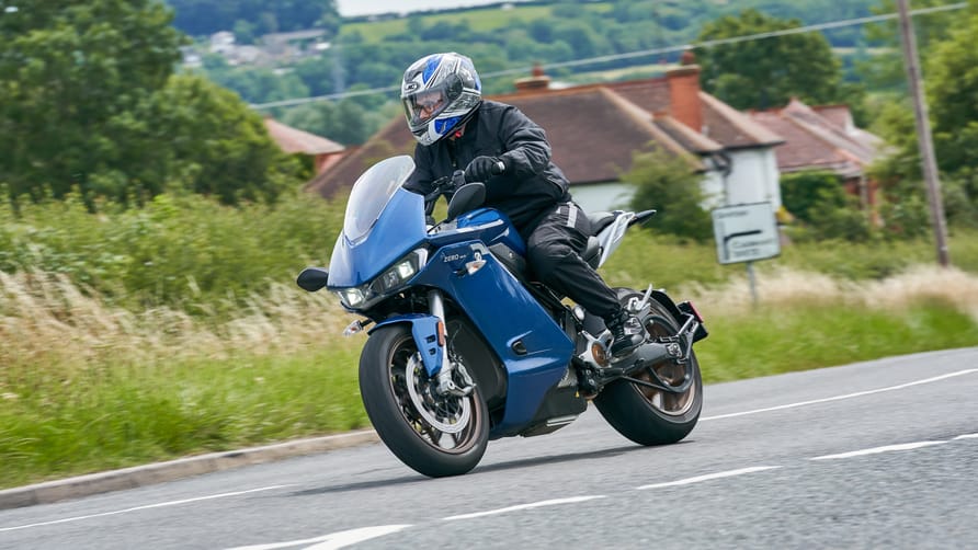 Zero SR/S review: can an electric sports bike thrill? Reviews 2026 ...
