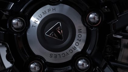 Triumph Rocket R review: does a crazy 2,500cc bike work? Reviews 2025 ...