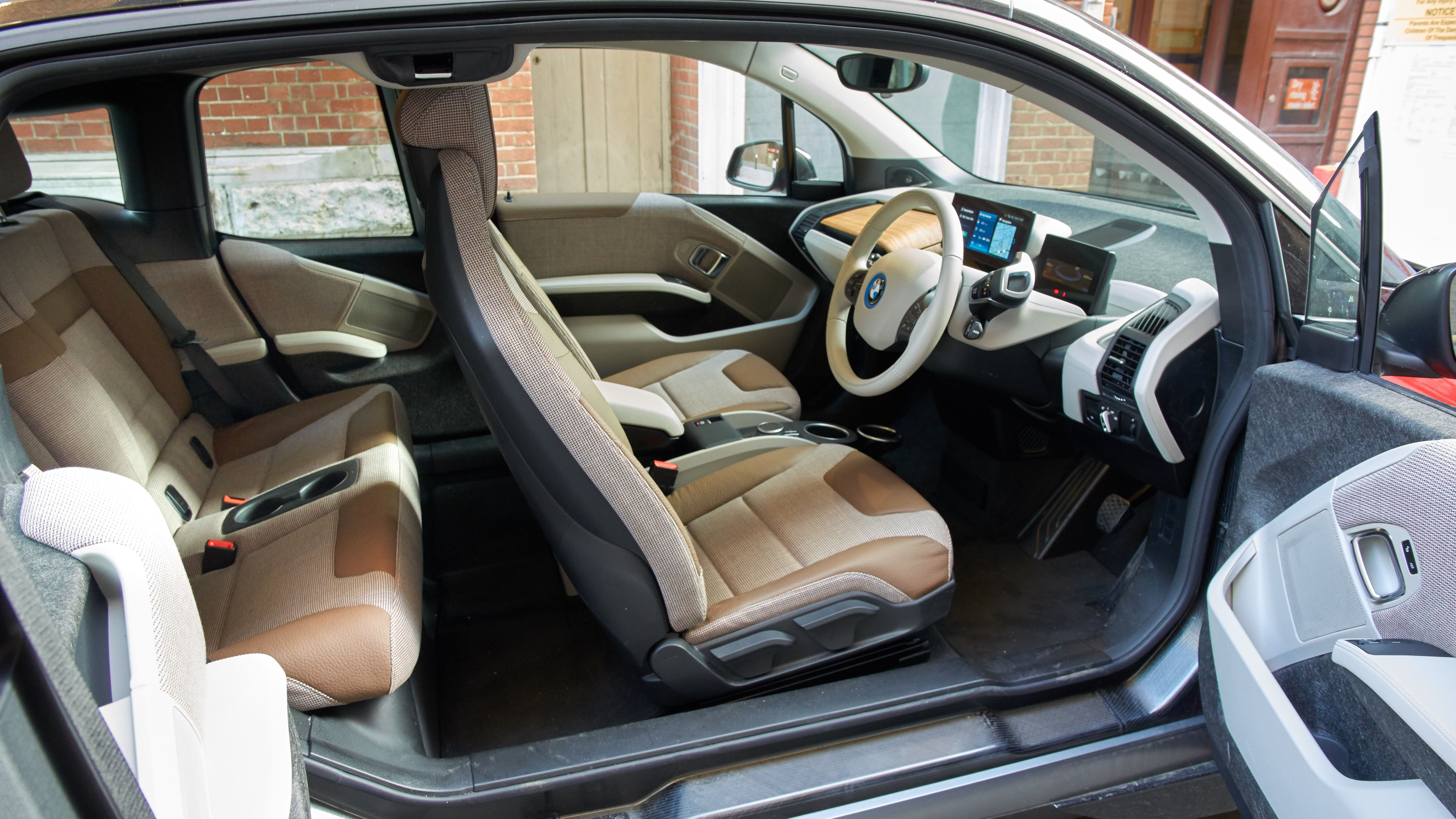 Bmw i3 lodge interior store