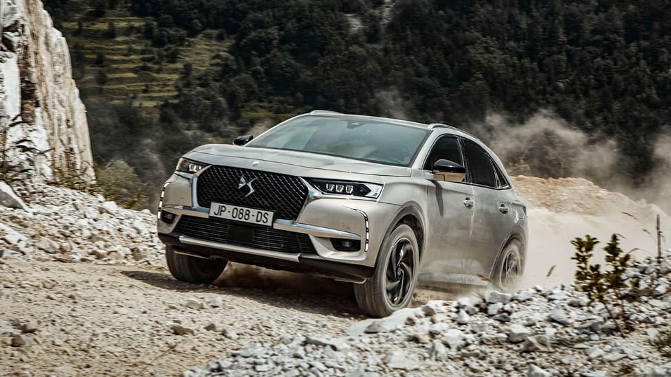 DS 7 Crossback E-Tense 4x4 review: a worthy X3/Q5 rival? Reviews 2025 ...