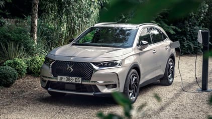 DS 7 Crossback E-Tense 4x4 review: a worthy X3/Q5 rival? Reviews 2025 ...