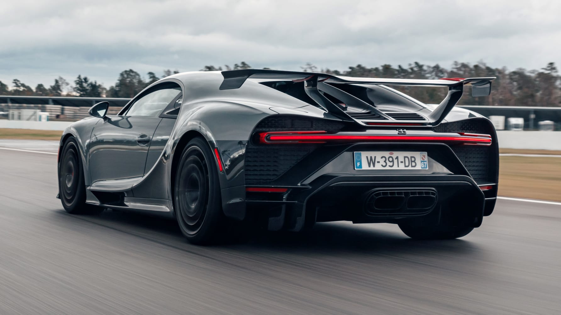 Bugatti Chiron Pur Sport review: £3.4m drivers' Bugatti tested Reviews ...