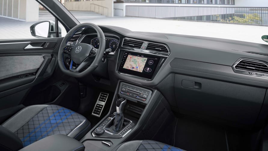 Volkswagen Tiguan R review: 316bhp SUV driven Reviews 2026 | Top Gear