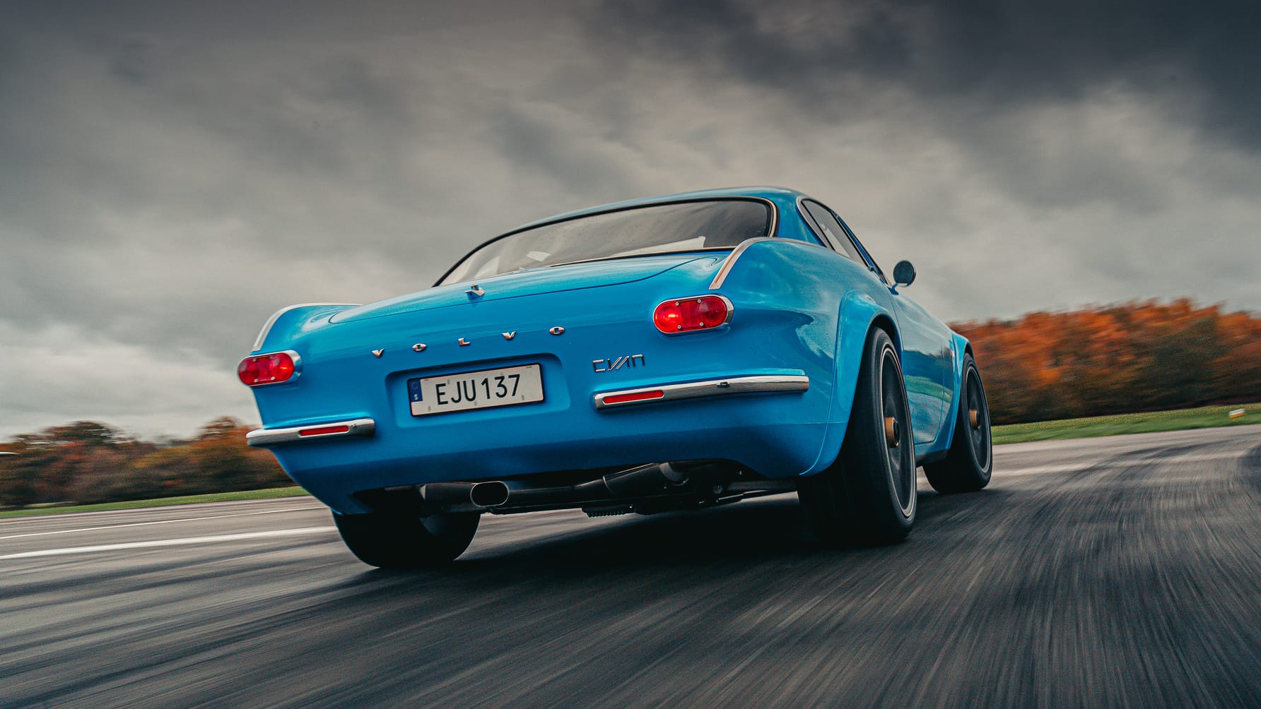 Cyan P1800 review: the 414bhp Volvo restomod Reviews 2025 | Top Gear