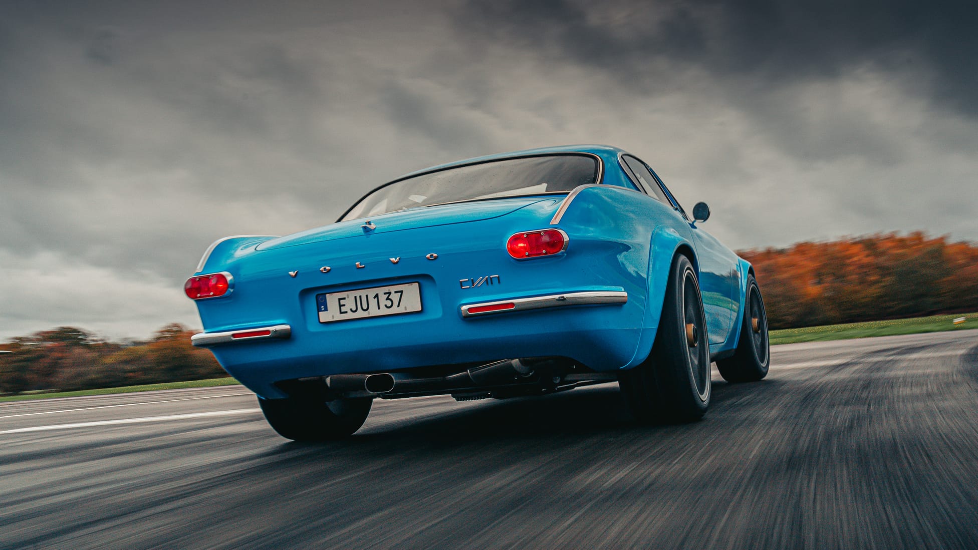 Cyan P1800 review: the 414bhp Volvo restomod Reviews 2025 | Top Gear