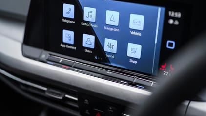 Volkswagen Golf 1.0 TSI review: three-cylinder Golf tested Reviews 2025 ...