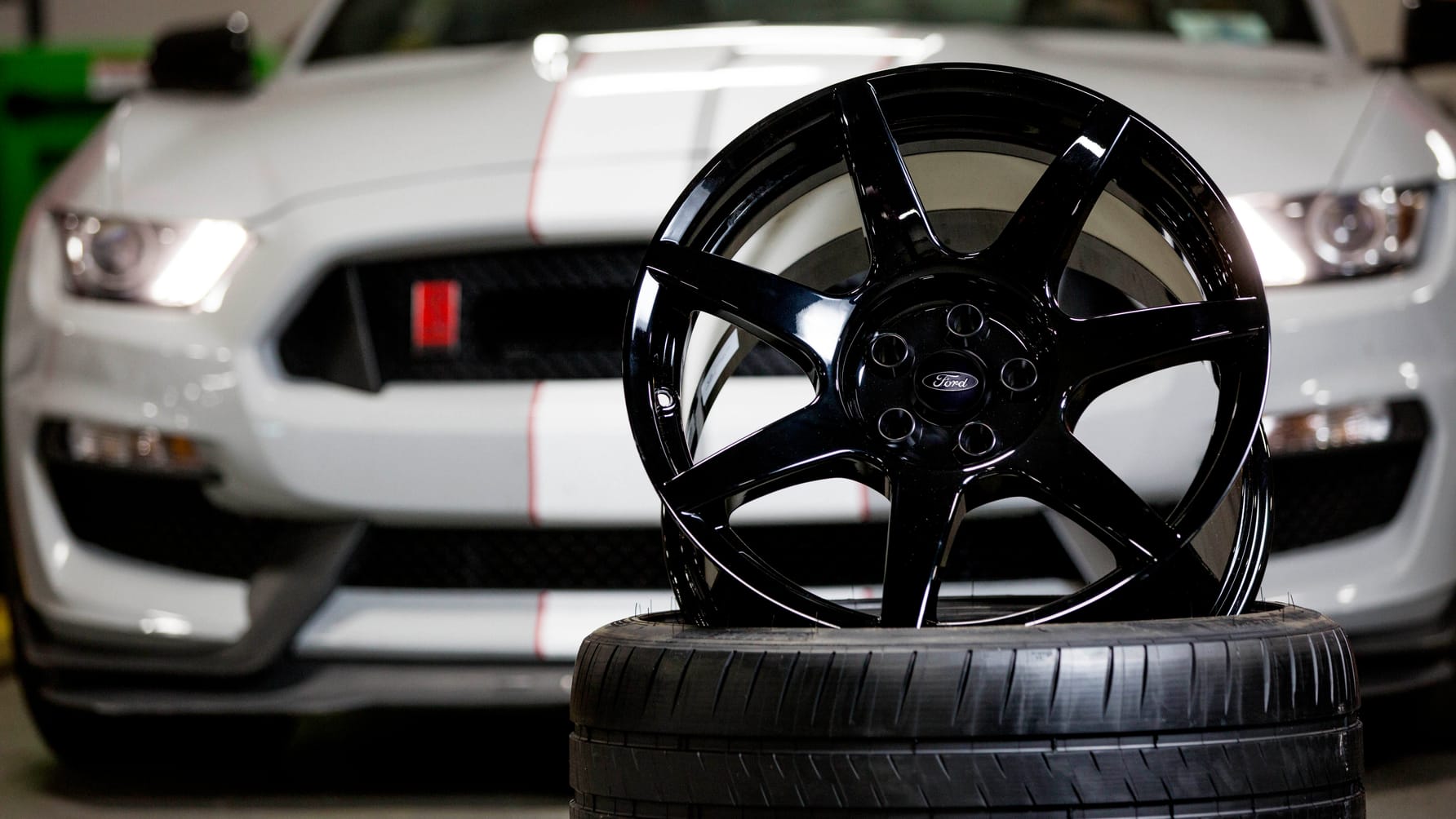 First drive: new Shelby GT350 and GT350R Mustang Reviews 2025 | Top Gear