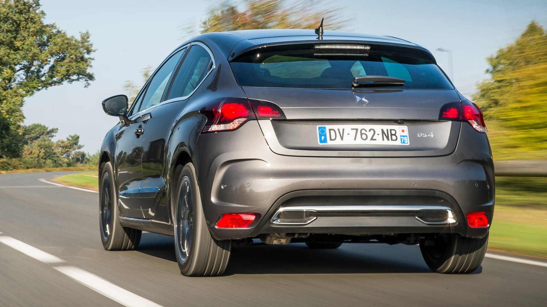 First drive: the new DS 4 and DS 4 Crossback Reviews 2025 | Top Gear