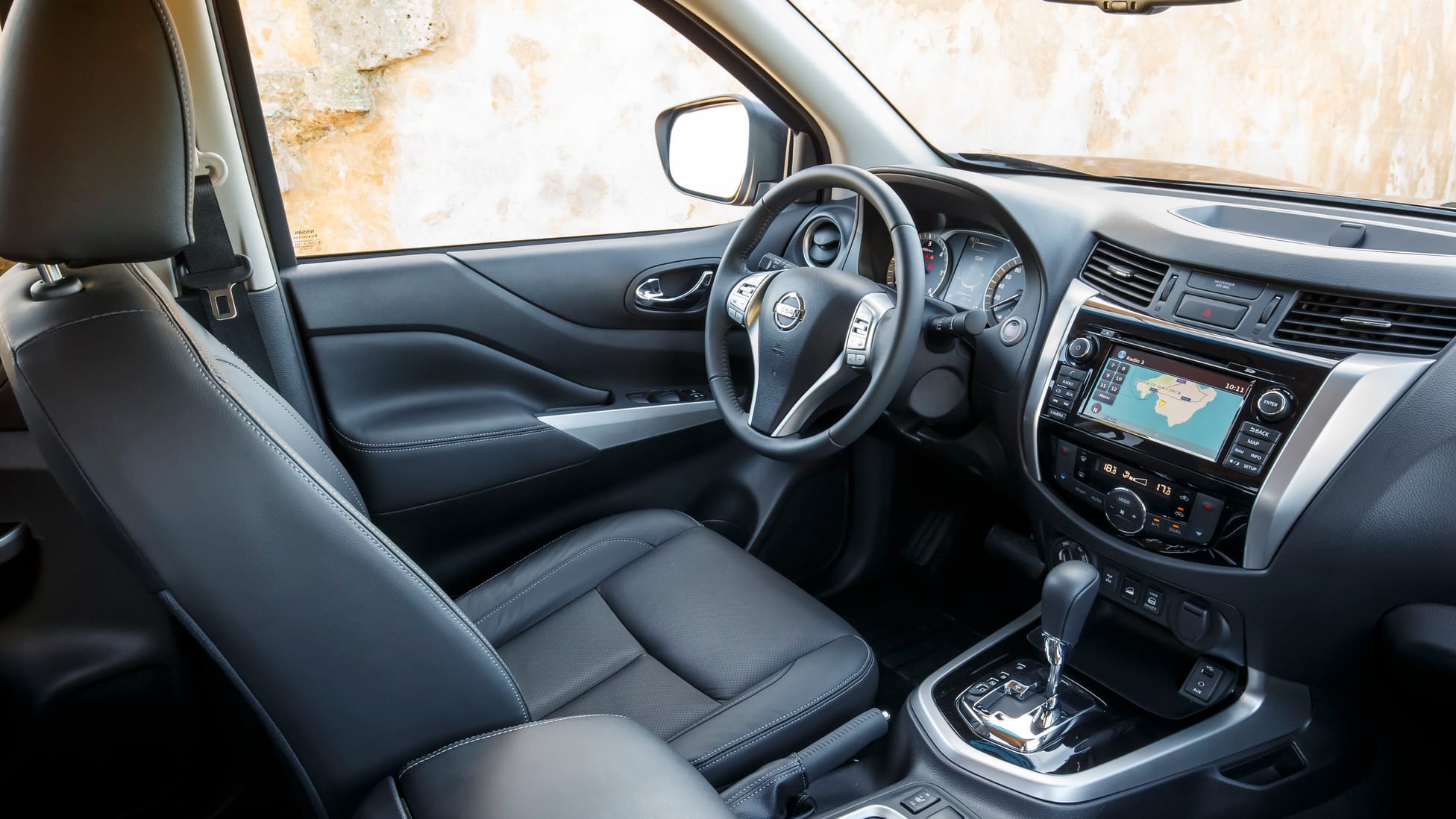 First drive: the new Nissan NP300 Navara pick-up Reviews 2025 | Top Gear