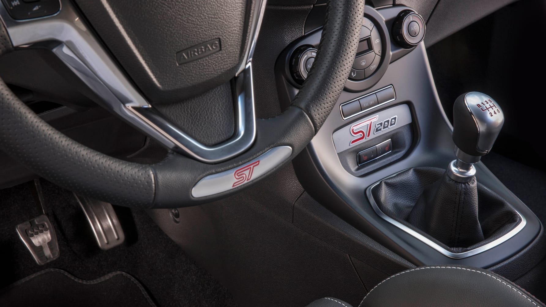 Review: the Ford Fiesta ST200 Reviews 2025 | Top Gear