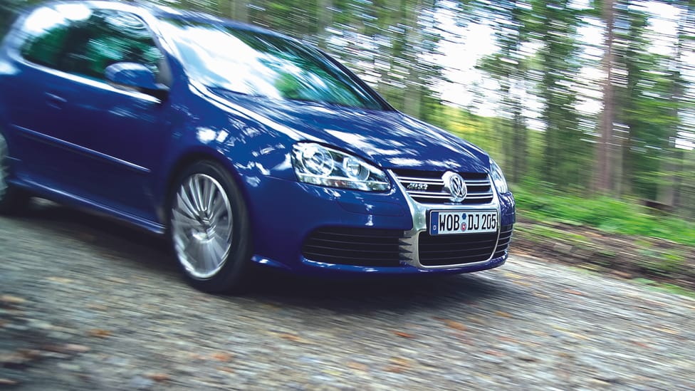 Retro review: the Mk5 Volkswagen Golf R32 Reviews 2025 | Top Gear