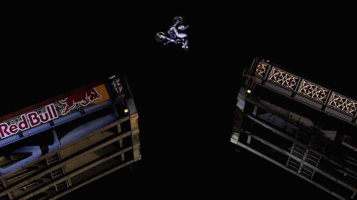 Robbie Maddison backflips over Tower Bridge | Top Gear