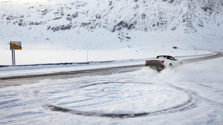 Fun in the snow. A TopGear.com tribute | Top Gear