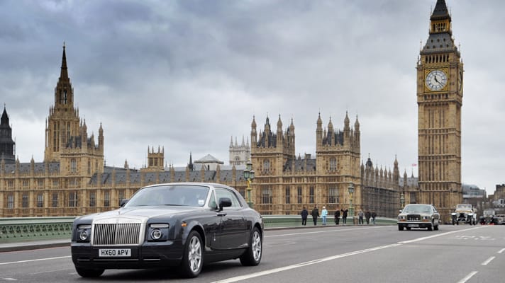 100 Rollers drive through London | Top Gear