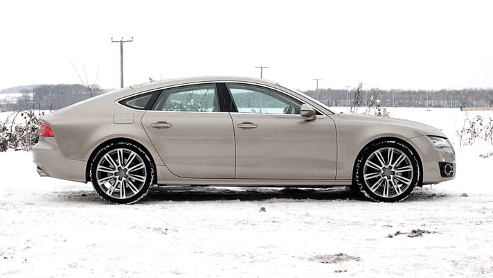 Twin test: Mercedes CLS vs Audi A7 | Top Gear