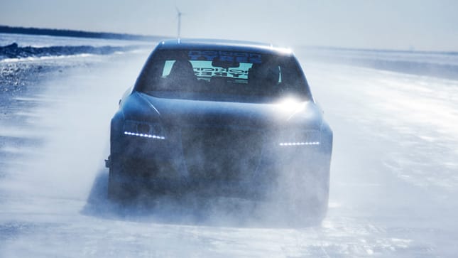 Ice speed record falls again... to an RS6 | Top Gear
