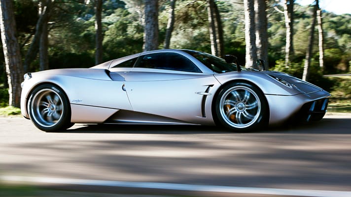 TG meets the Pagani Huayra | Top Gear