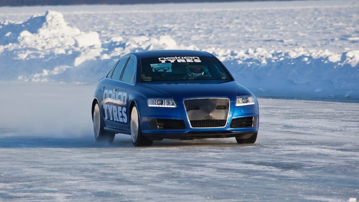 Ice speed record falls again... to an RS6 | Top Gear