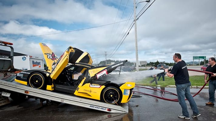 Enzo crashes into the ocean