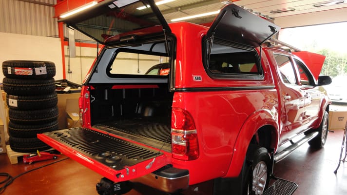 Top Gear Garage: beefing up our Hilux | Top Gear