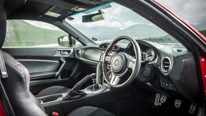 Toyota GT86 meets the rivals | Top Gear
