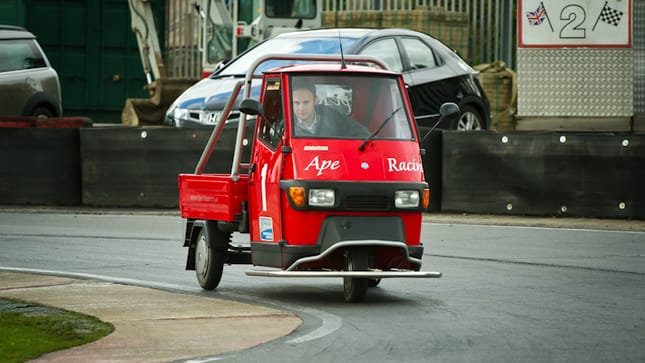 TG drives the Piaggio Ape racer | Top Gear