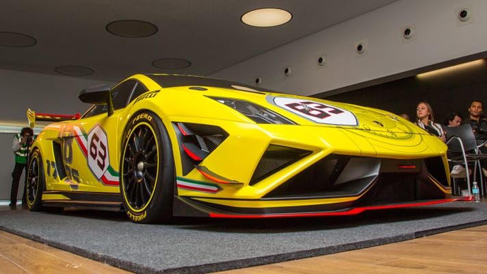 Meet the 2013 Lambo Super Trofeo racer | Top Gear