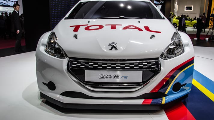 Peugeot unveils 208 rally car | Top Gear