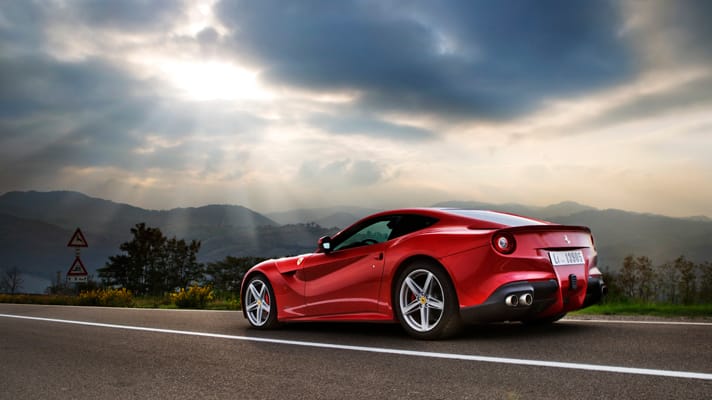 Supercar of the Year 2012: Ferrari F12
