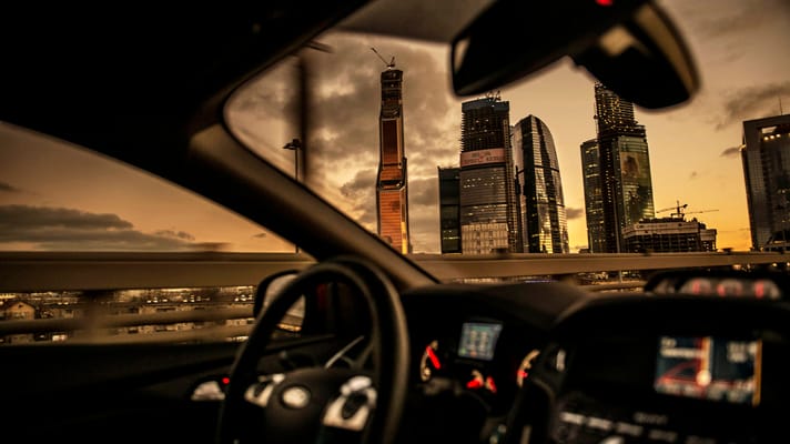 Ford Focus ST estate driven in Russia | Top Gear