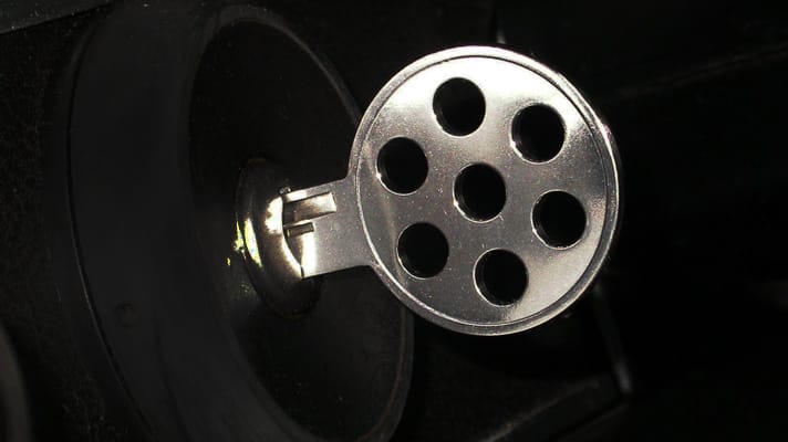Here are ten of the coolest car keys ever made