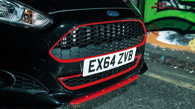 Mini Cooper vs Ford Fiesta EcoBoost