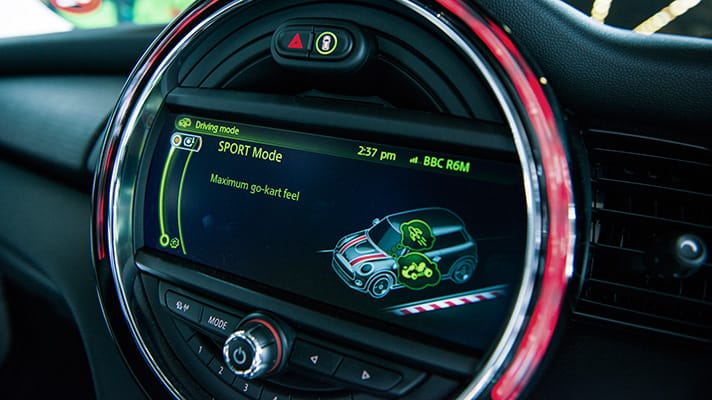 Mini Cooper vs Ford Fiesta EcoBoost