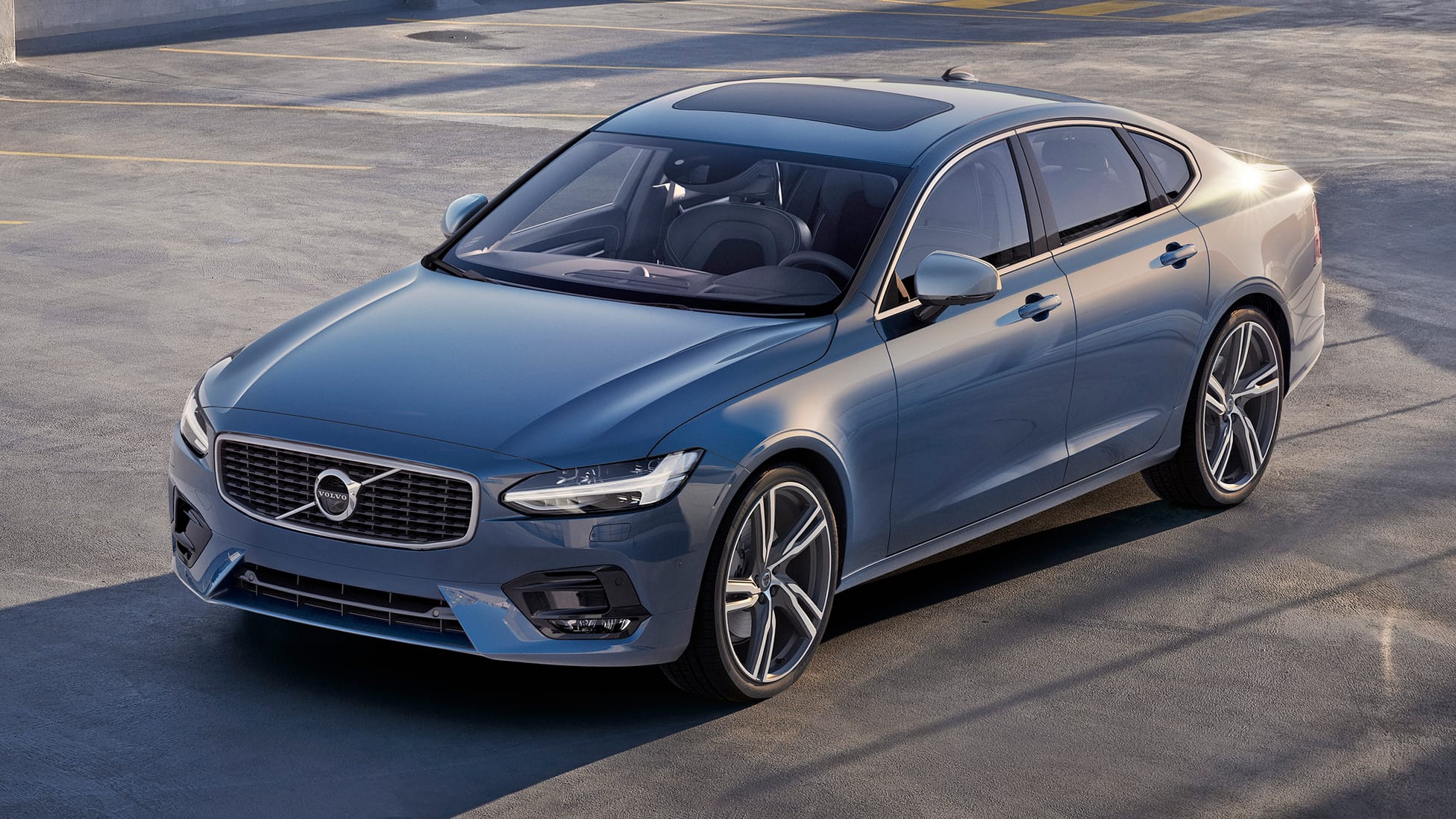 This is the smart new Volvo V90 R Design | Top Gear