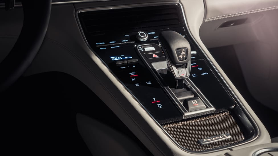 This is the all-new Porsche Panamera | Top Gear