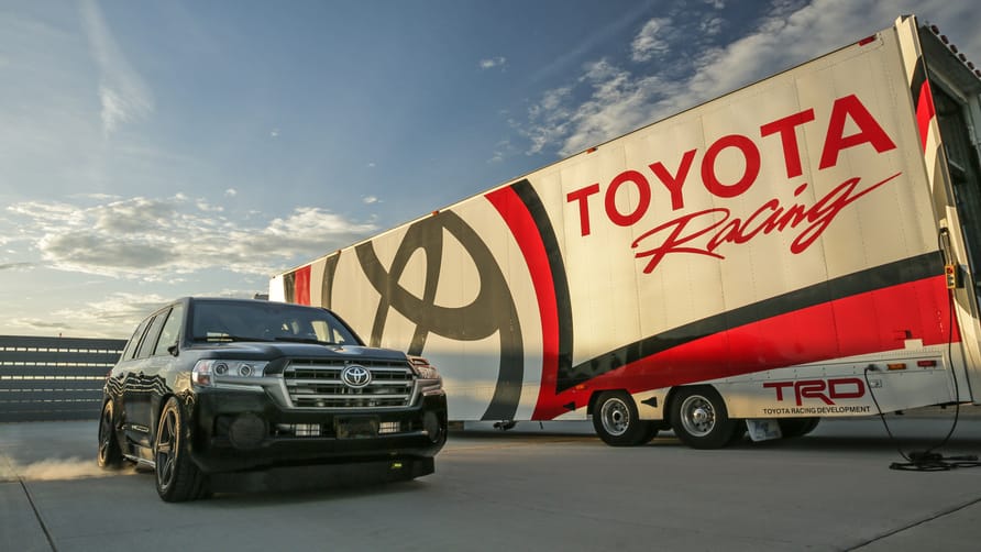 The world's fastest SUV is a Toyota Landcruiser | Top Gear