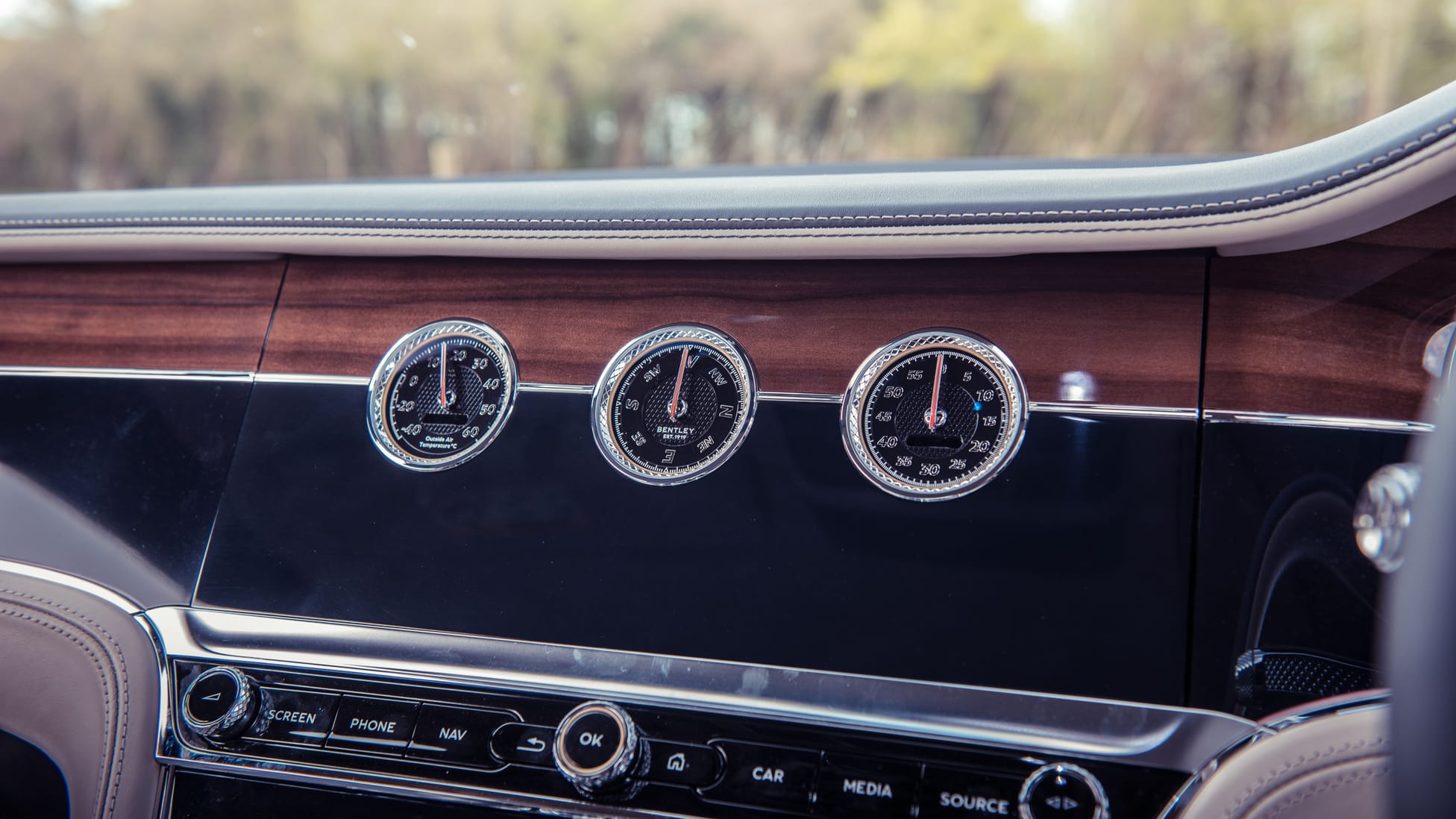 Bentley Continental GT vs Mercedes-AMG S63 Coupe | Top Gear