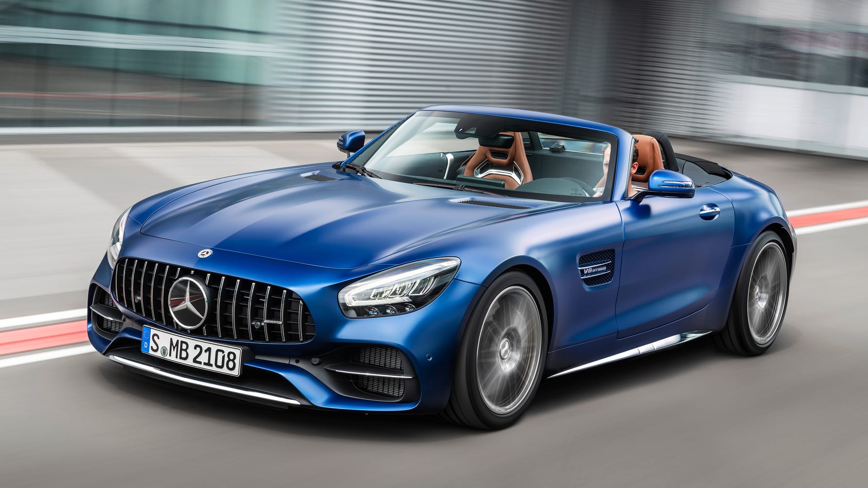 Hardcore GT R Pro tops new Mercedes-AMG GT range | Top Gear