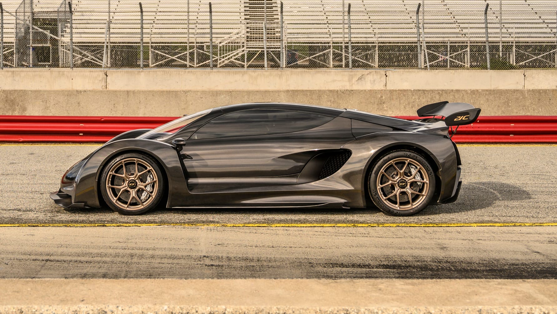 The Czinger 21C is a 1,233bhp 3D-printed hypercar | Top Gear