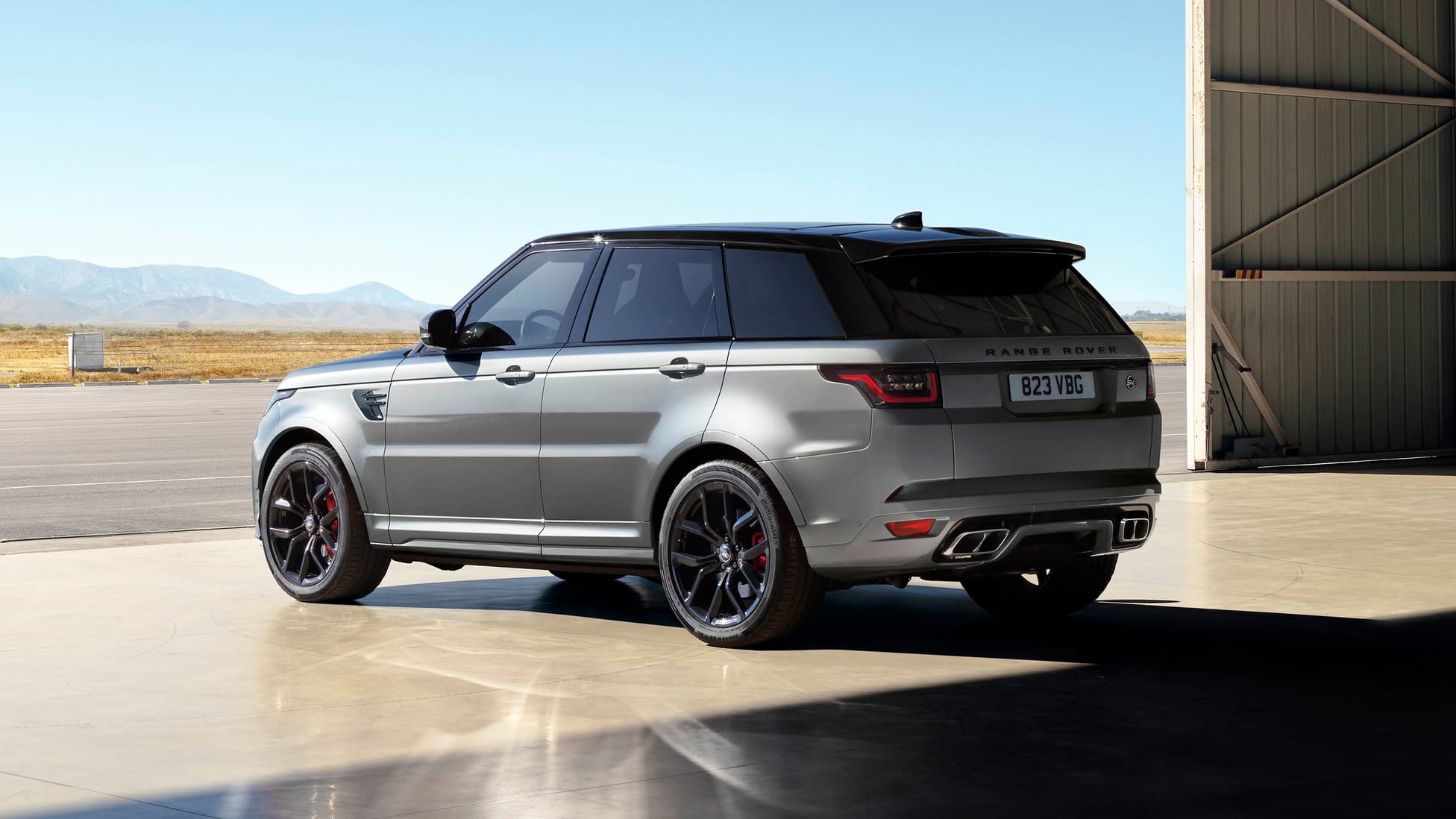 This is the new Range Rover Sport Black edition | Top Gear
