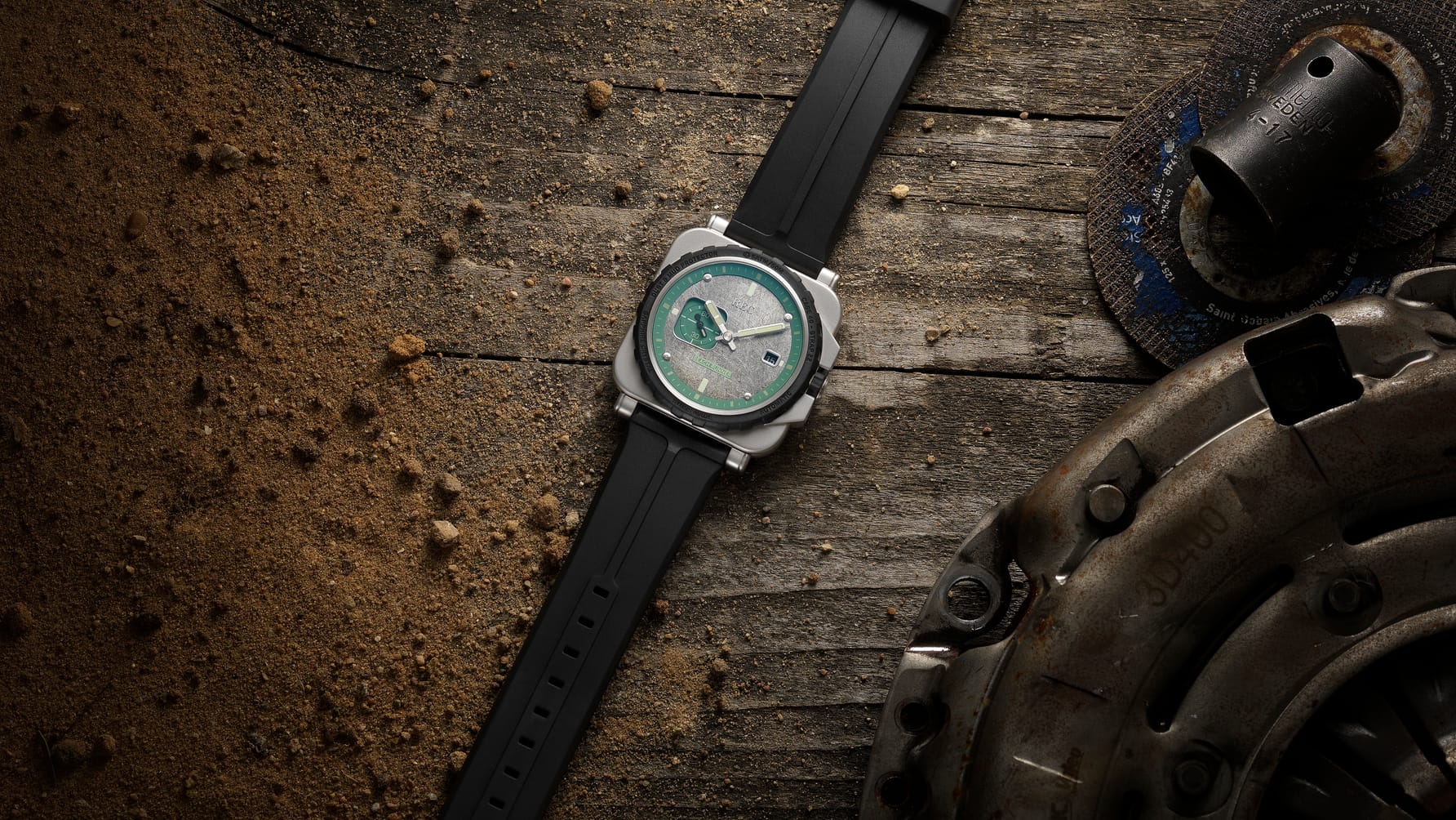 Introducing the exquisite watch collection crafted from Land Rover ...