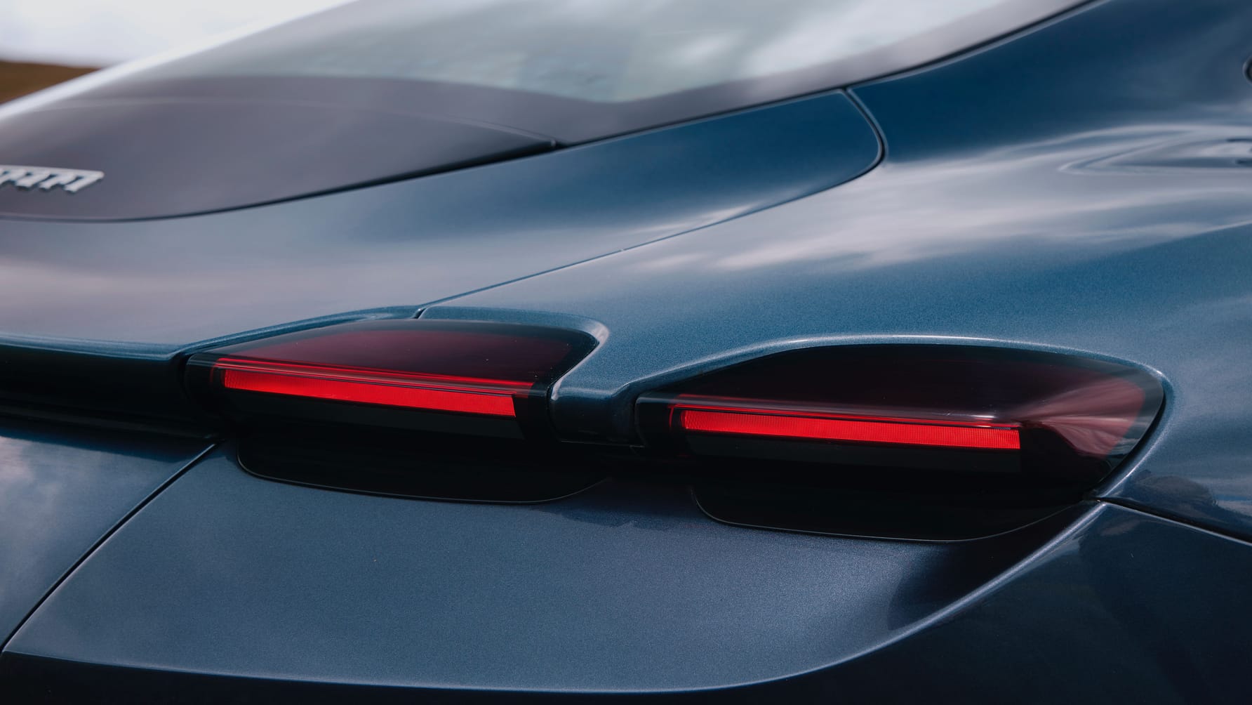 Ferrari Roma vs Aston DB11 vs Bentley Conti GT vs Porsche 911 Turbo ...