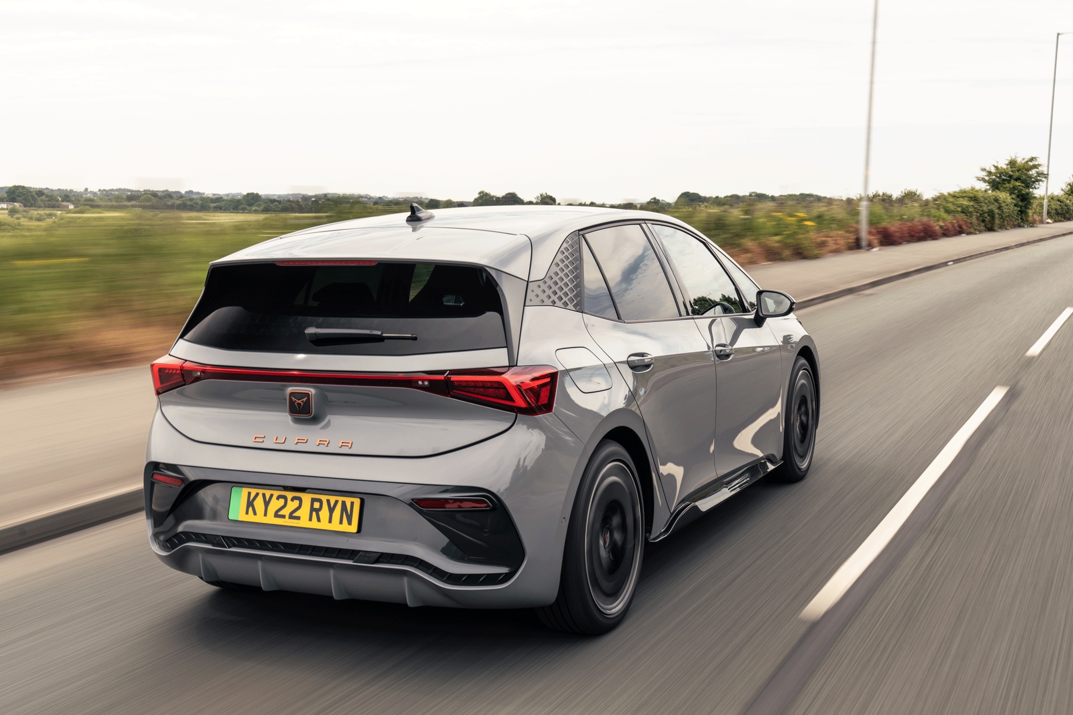 Follow your impulse: the CUPRA Born on a head-turning trip across the ...