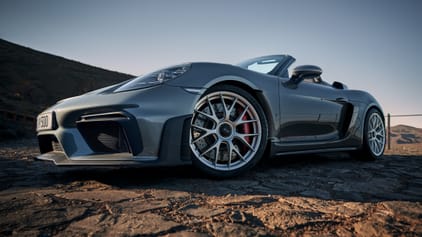 Bored of hearing? The new Porsche 718 Spyder RS is a 493bhp roofless ...