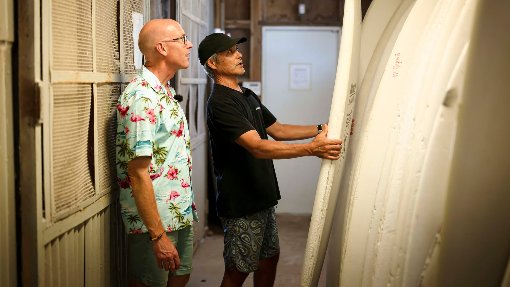 Aloha! Driving a Ford Mustang around Hawaii | Top Gear