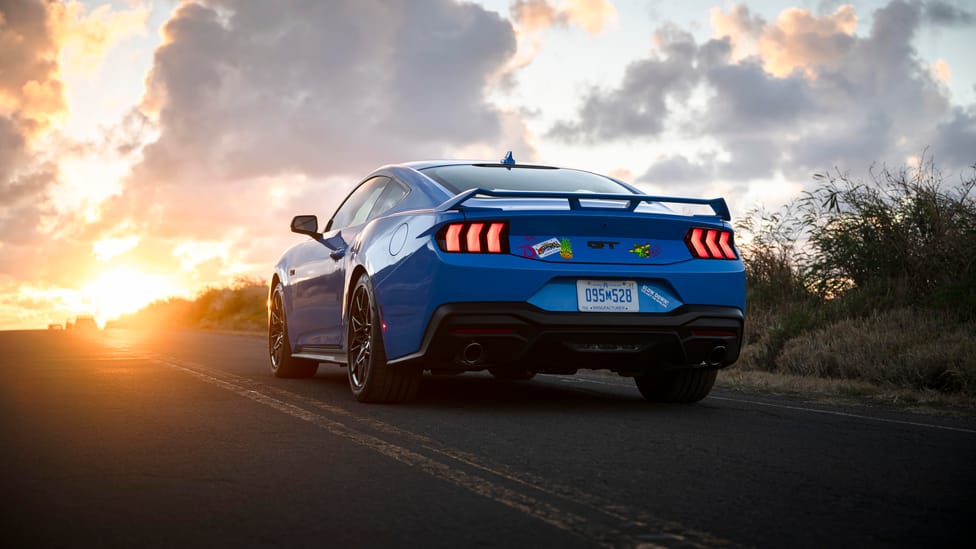 Aloha! Driving a Ford Mustang around Hawaii | Top Gear